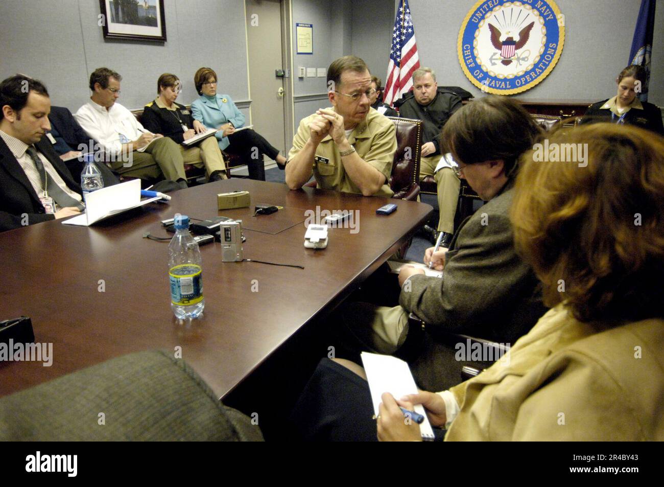 US Navy Chief of Naval Operations (CNO), Adm. Mike Mullen speaks with ...