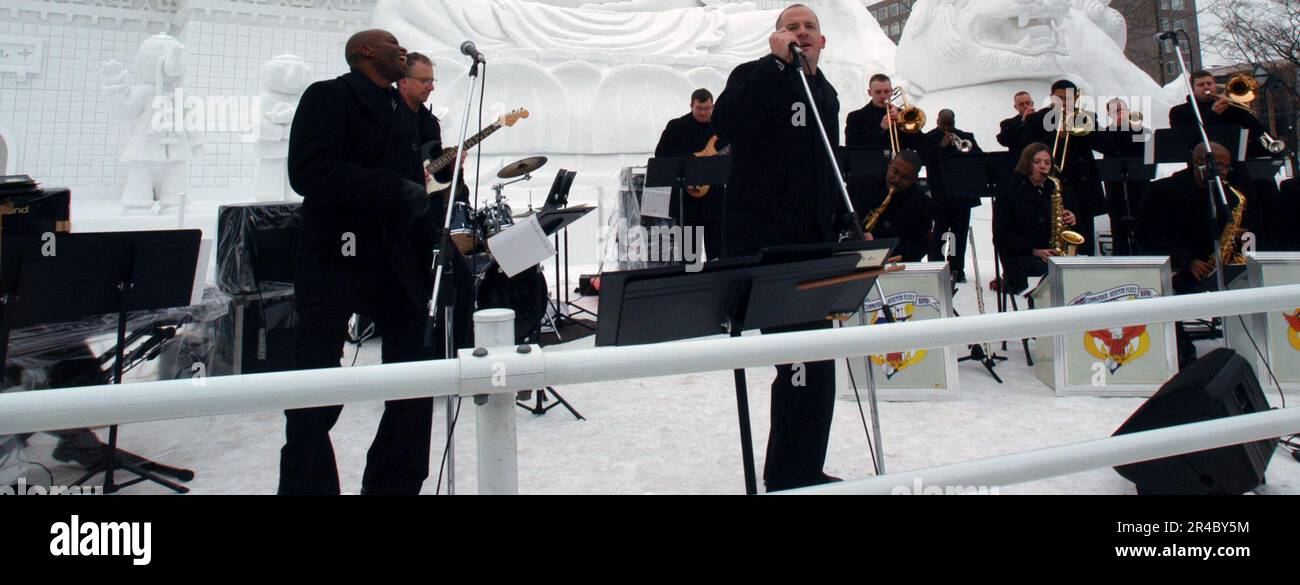 US Navy Musician 2nd Class and the rest of the 7th Fleet Band's big ...