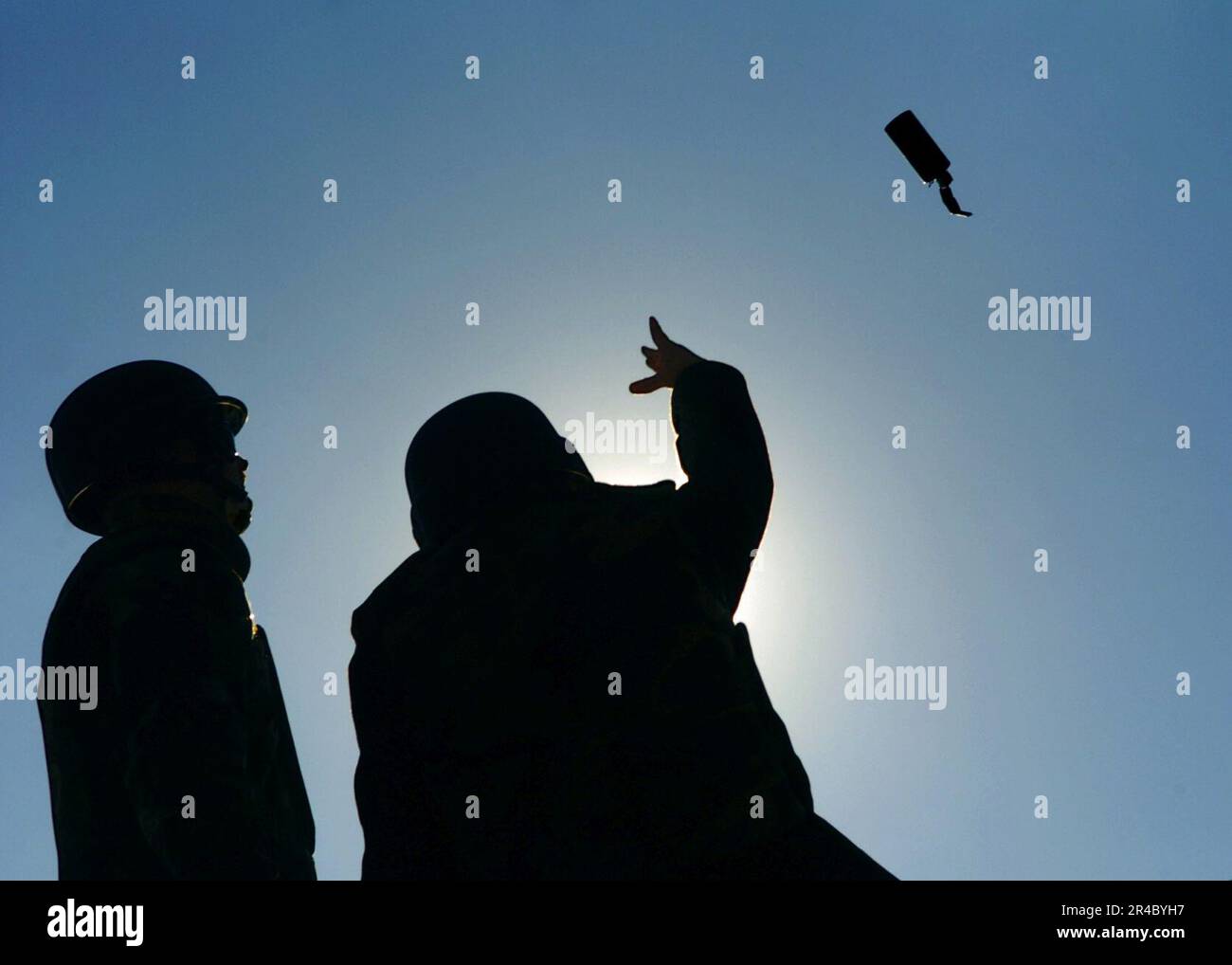 US Navy Gunner's Mate 3rd Class throws a live MK 3A2 offensive hand ...
