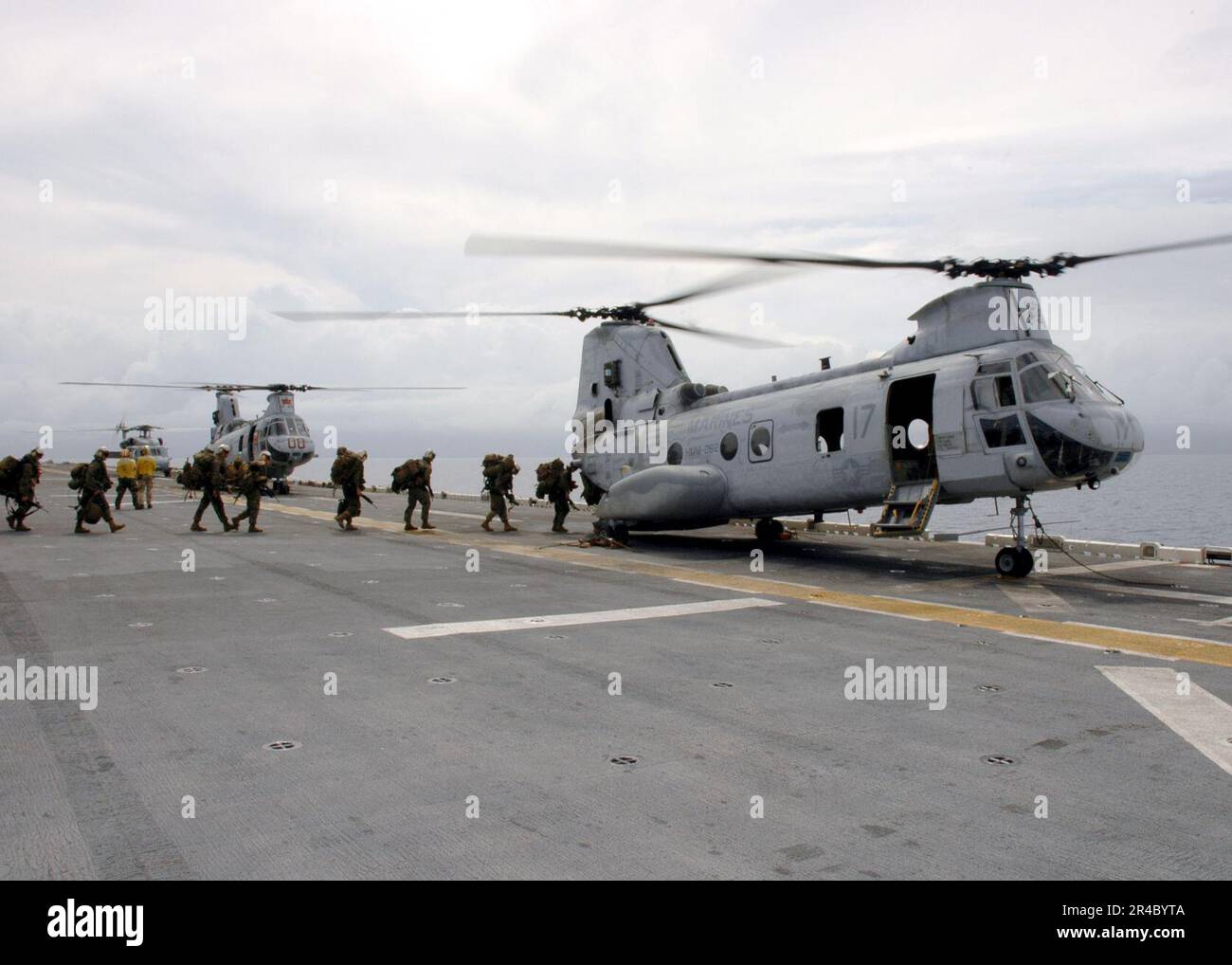 Marine medium helicopter squadron 262 hi-res stock photography and ...
