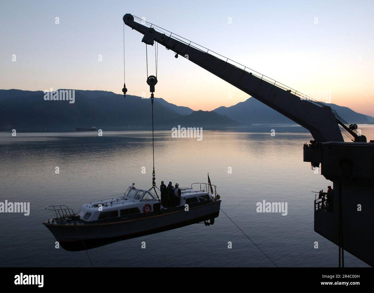US Navy Sailors aboard Nimitz-class aircraft carrier USS Theodore ...
