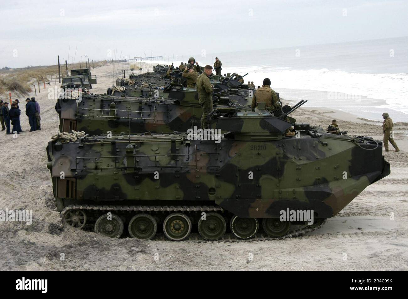 US Navy U.S. Marine Corps' Amphibious Assault Vehicles (AAV) assigned ...