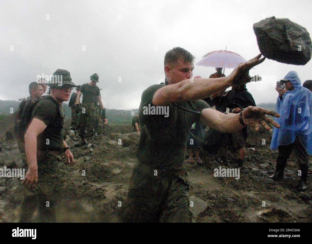 US Navy U.S. Marines assigned to the 31st Marine Expeditionary Unit ...