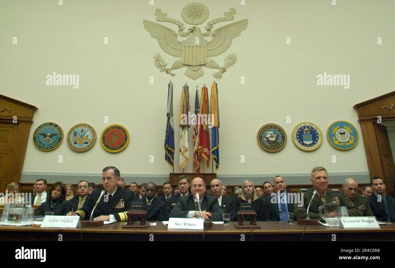 US Navy Chief of Naval Operations (CNO) Adm. Mike Mullen, Secretary of ...