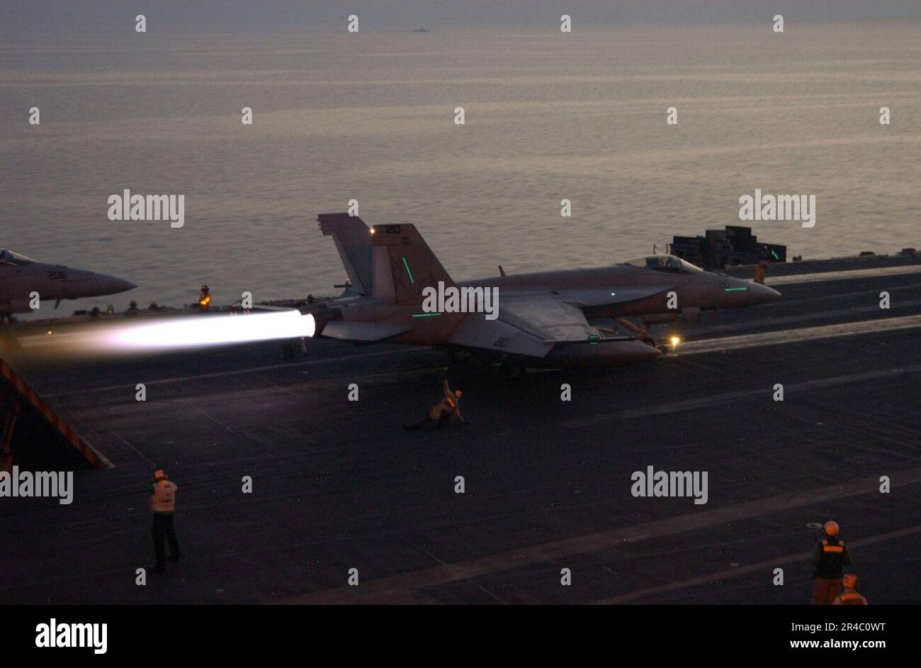 US Navy An F-A-18E Super Hornet assigned to the Eagles of Strike ...