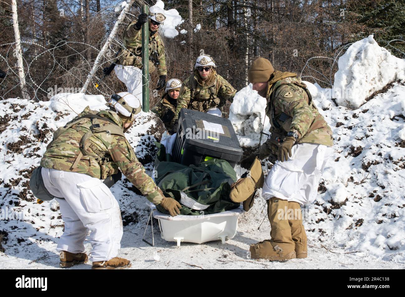U.S. Army Soldiers assigned to the 2nd Infantry Brigade Combat Team ...