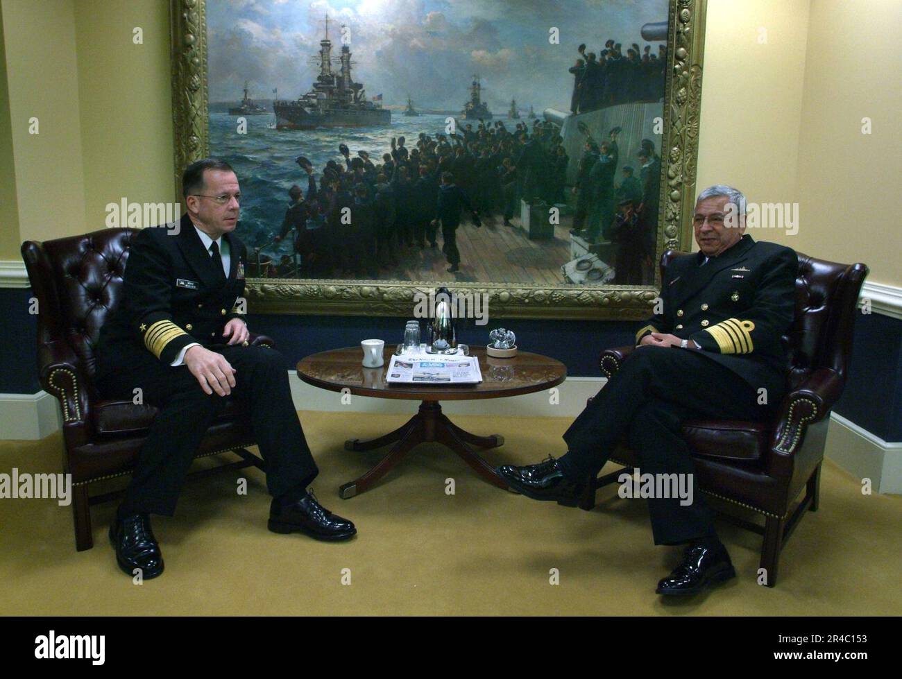 US Navy Chief of Naval Operations (CNO) Adm. Mike Mullen meets with ...