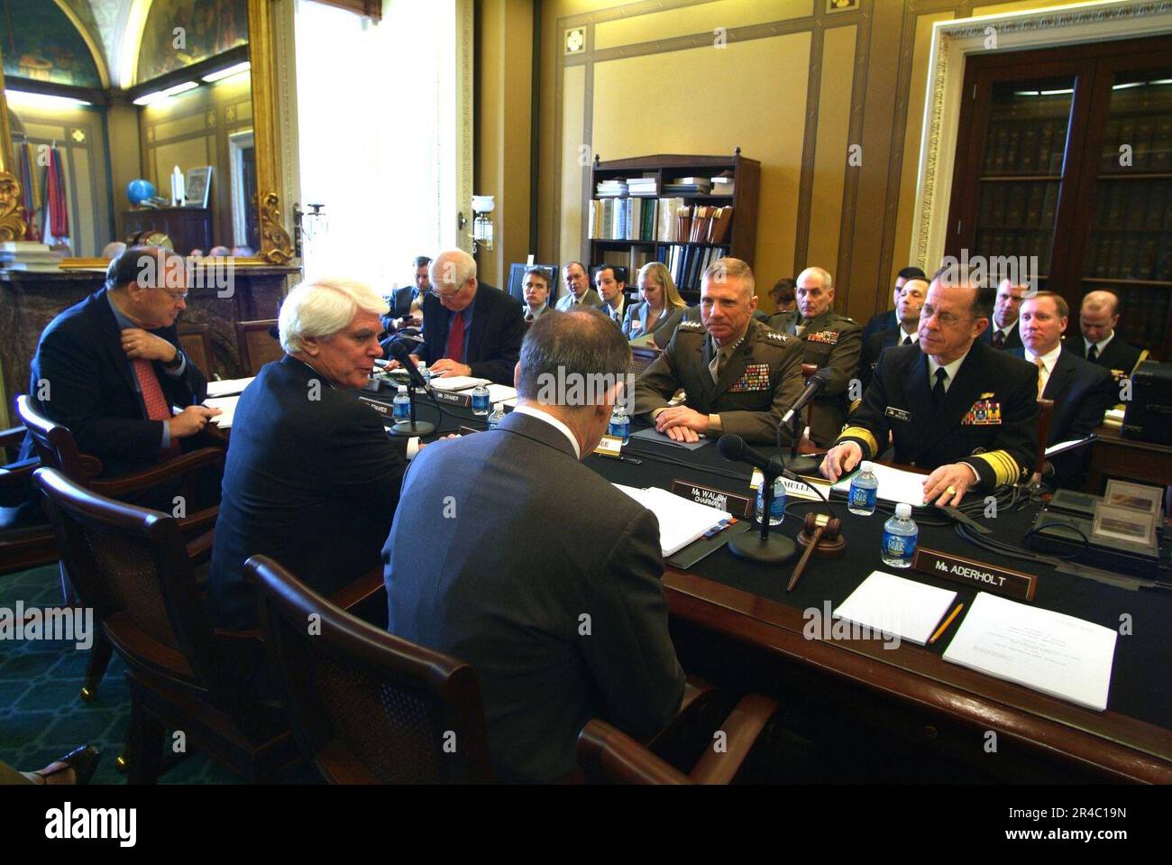 US Navy Chief of Naval Operations (CNO) Adm. Mike Mullen and Commandant ...