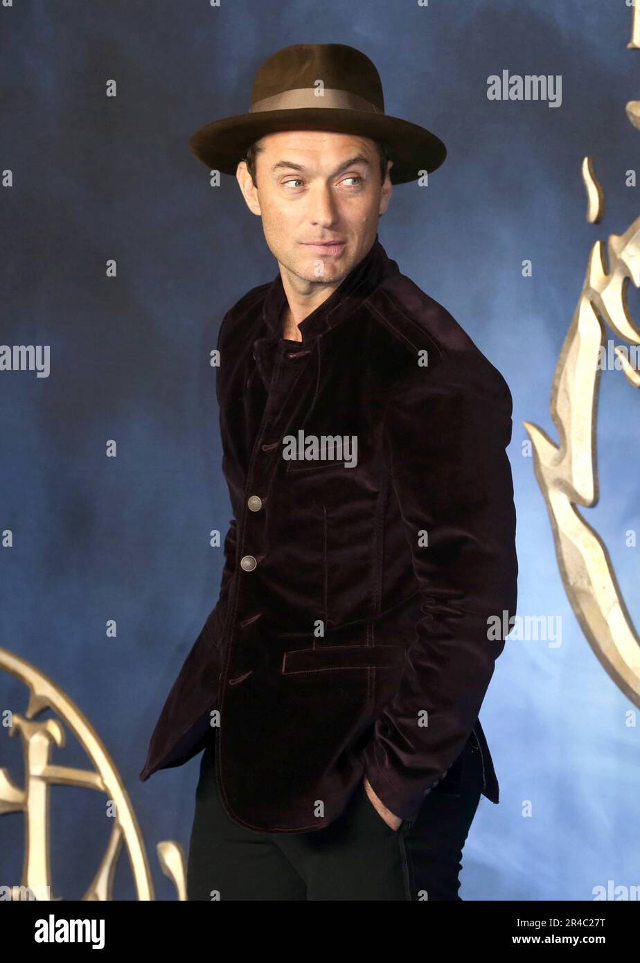 London, UK. 13th Nov, 2018. Jude Law attends the UK Premiere of ...