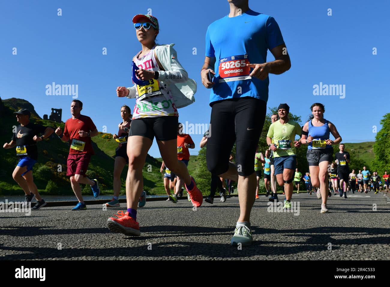 Edinburgh Scotland, UK 27 May 2023. Hundreds of runners make their way ...