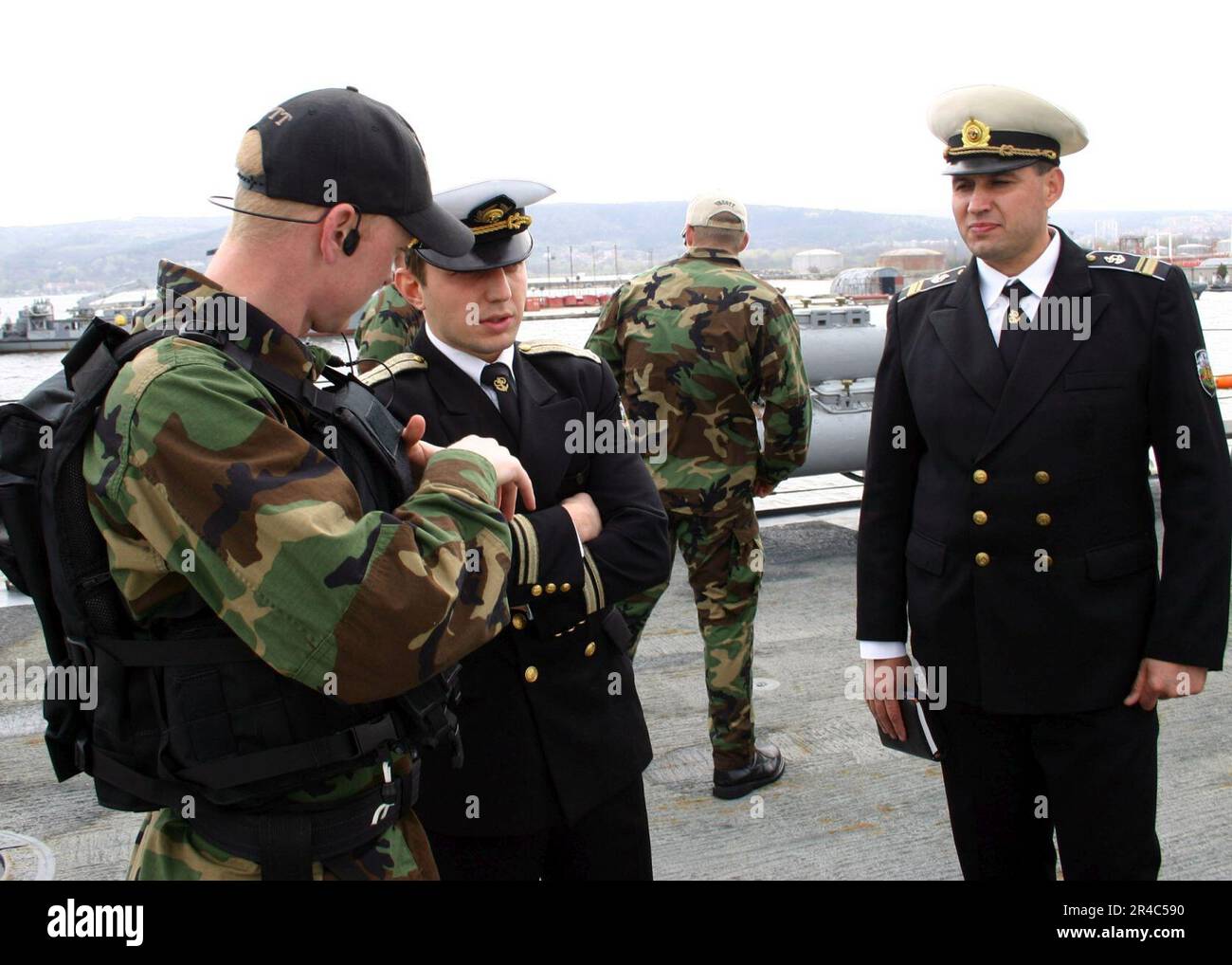 US Navy Guided-missile destroyer USS Porter (DDG 78) Visit, Board ...