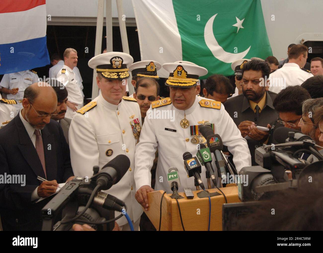 US Navy Combined Forces Maritime Component Commander Vice Adm. Patrick ...