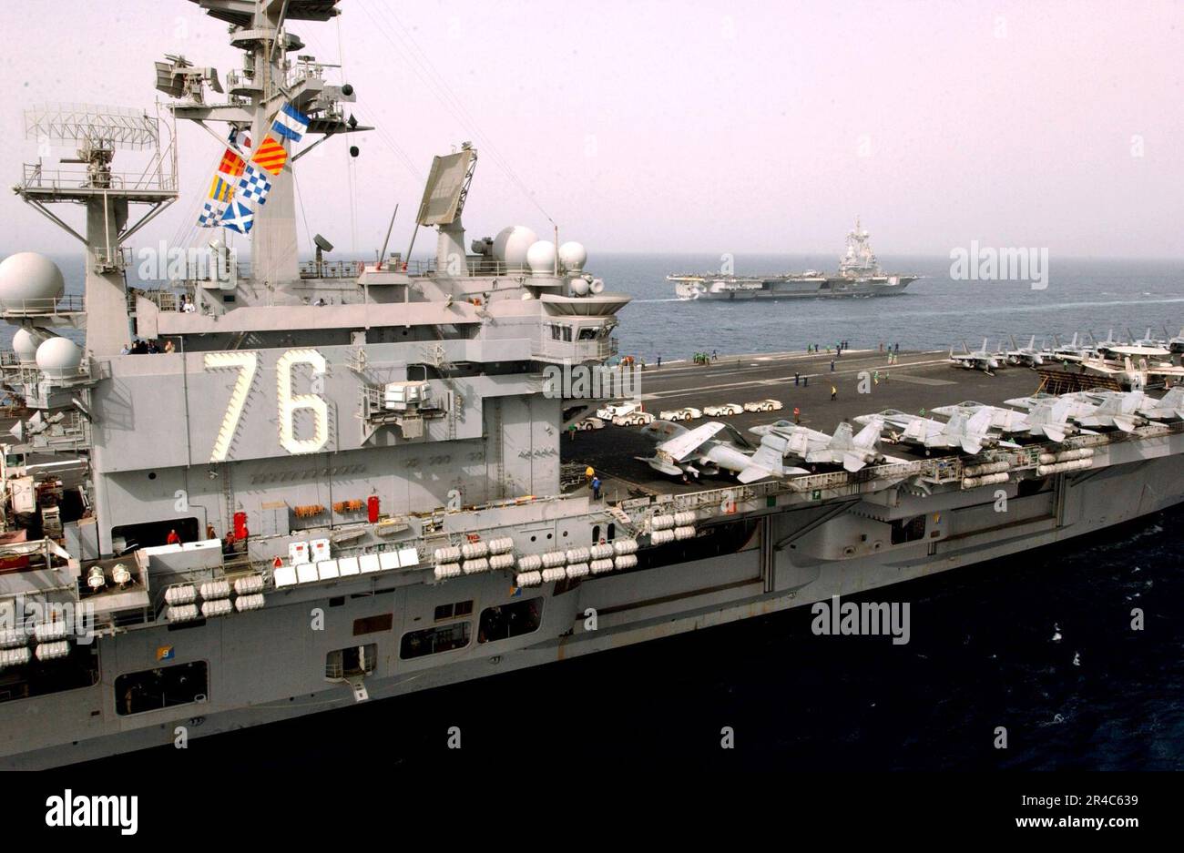 US Navy The Nimitz-class aircraft carrier USS Ronald Reagan (CVN 76 ...