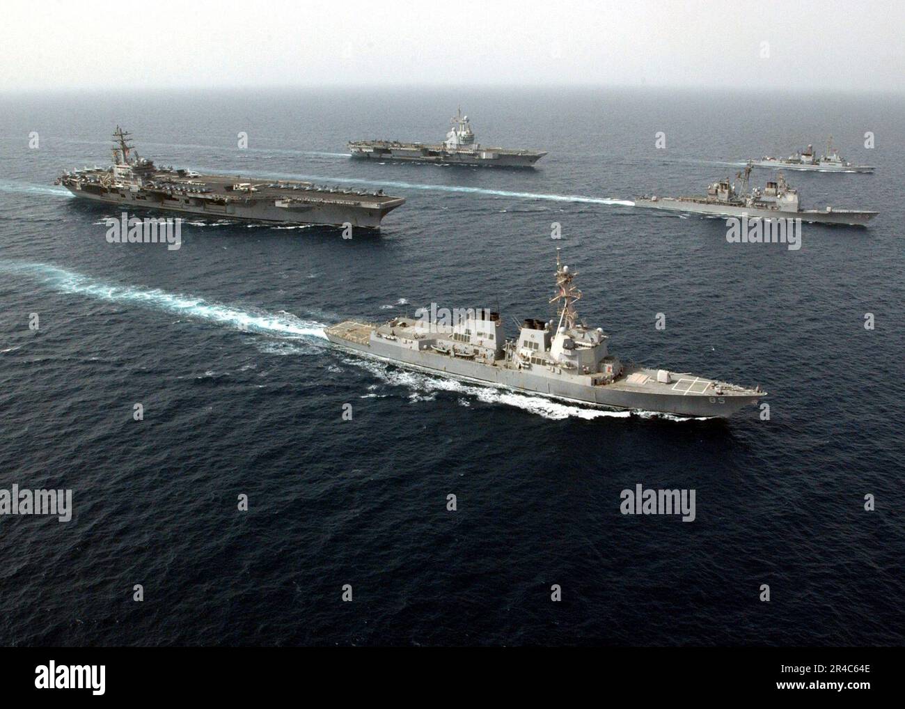 US Navy USS Ronald Reagan (CVN 76),FS Charles De Gaulle (R-92),FS ...