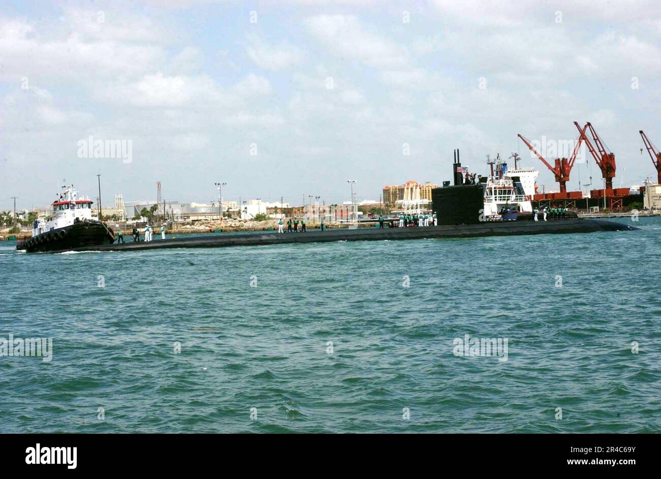 US Navy Fast attack submarine USS Hampton SSN 767 arrives in Port ...