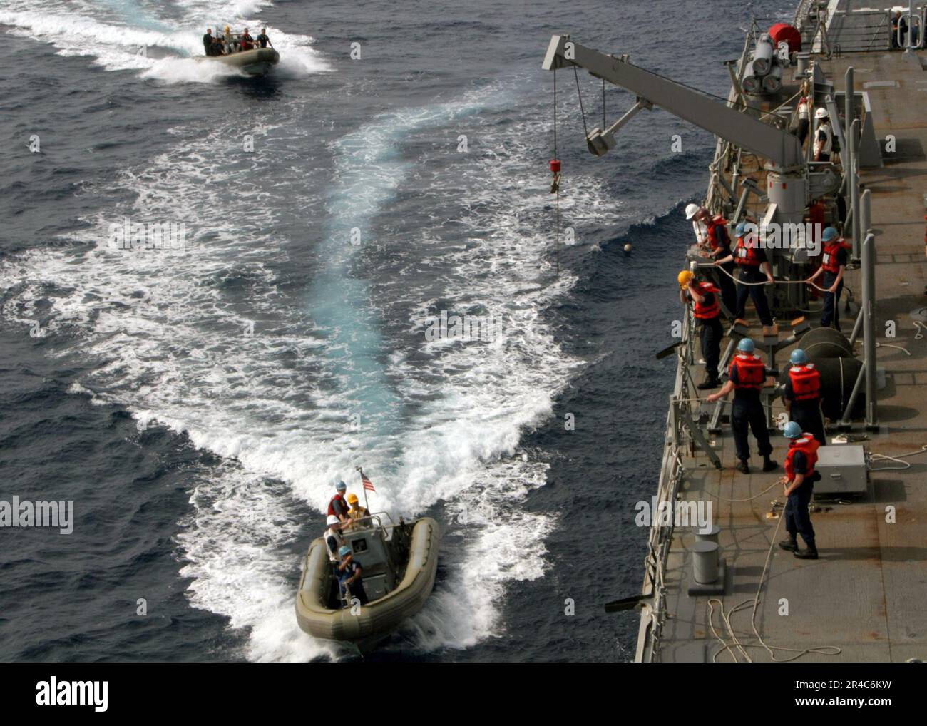 US Navy Visit, Board, Search and Seizure teams (VBSS) return to the ...