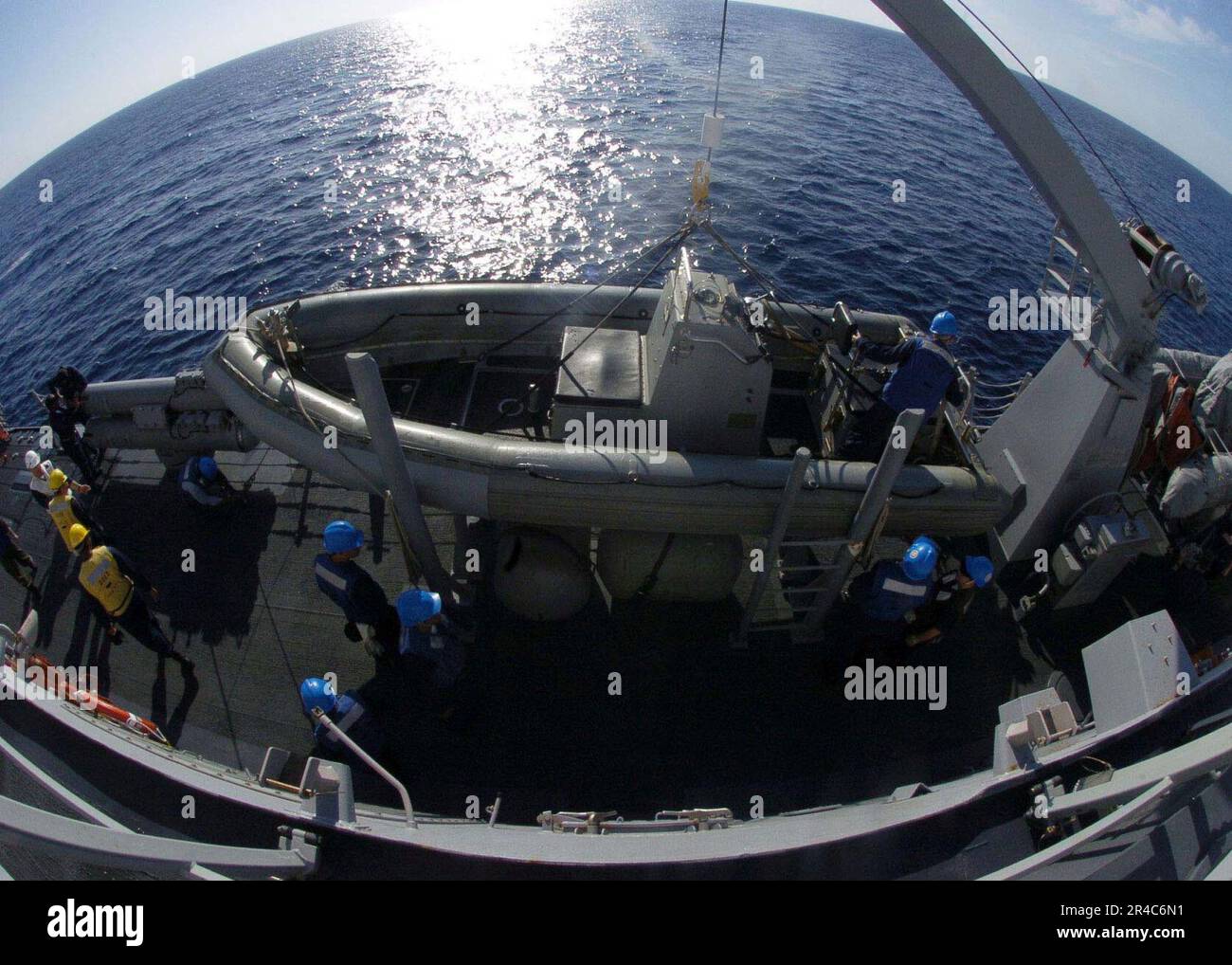 US Navy Sailors assigned to the Arleigh Burke-class guided missile ...