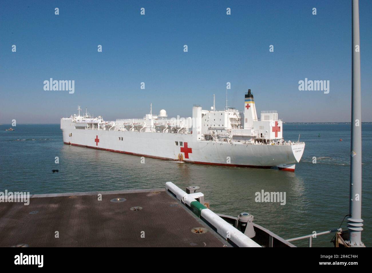 US Navy The Military Sealift Command (MSC) hospital ship USNS Comfort ...