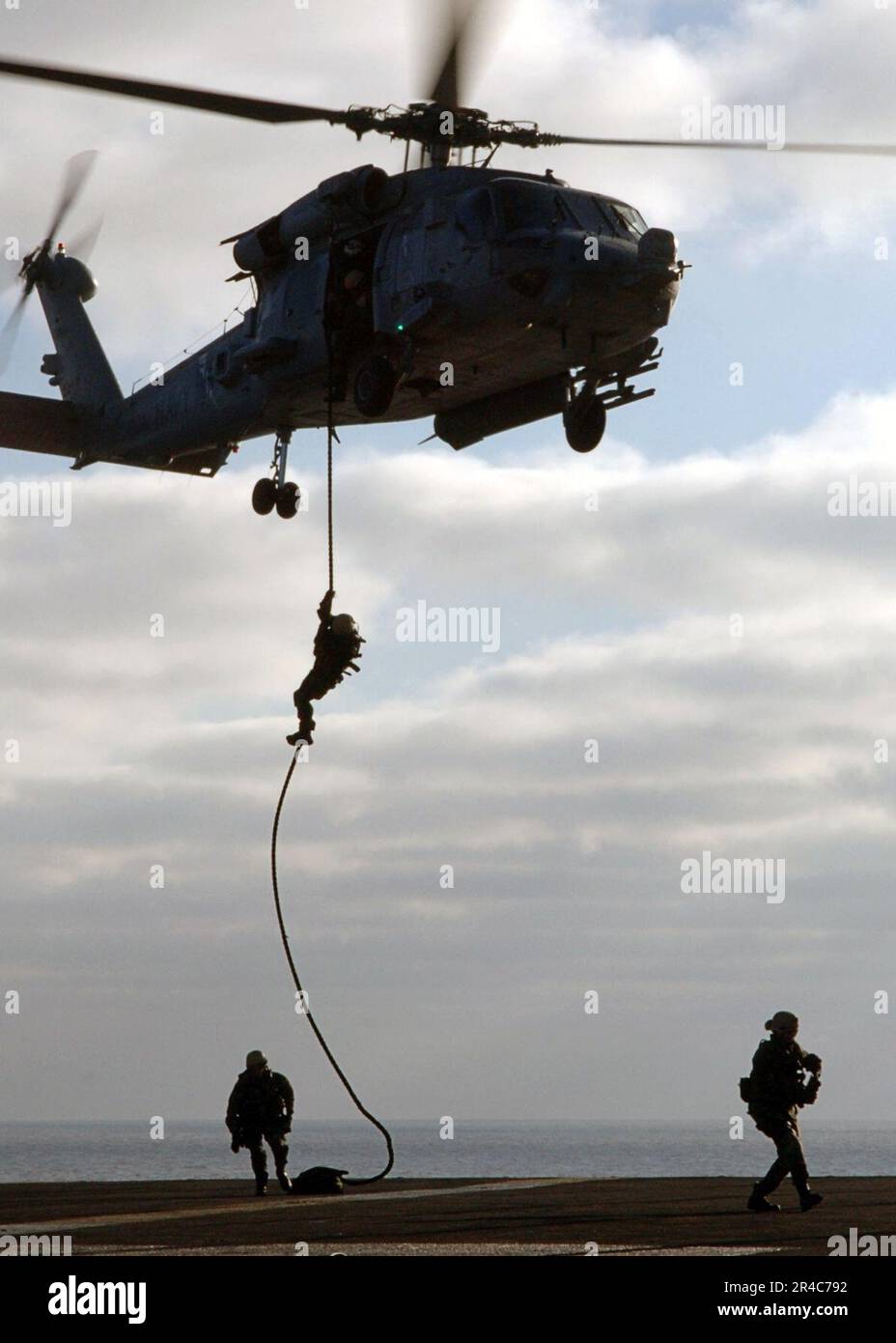 US Navy Explosive Ordnance Disposal Team, Mobile Unit Six (EODMU-6 ...