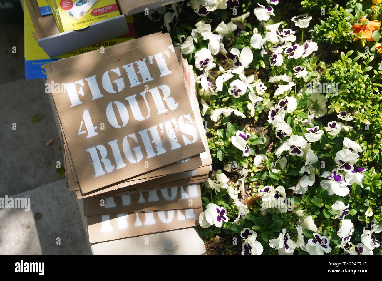 Various placards hi-res stock photography and images - Alamy