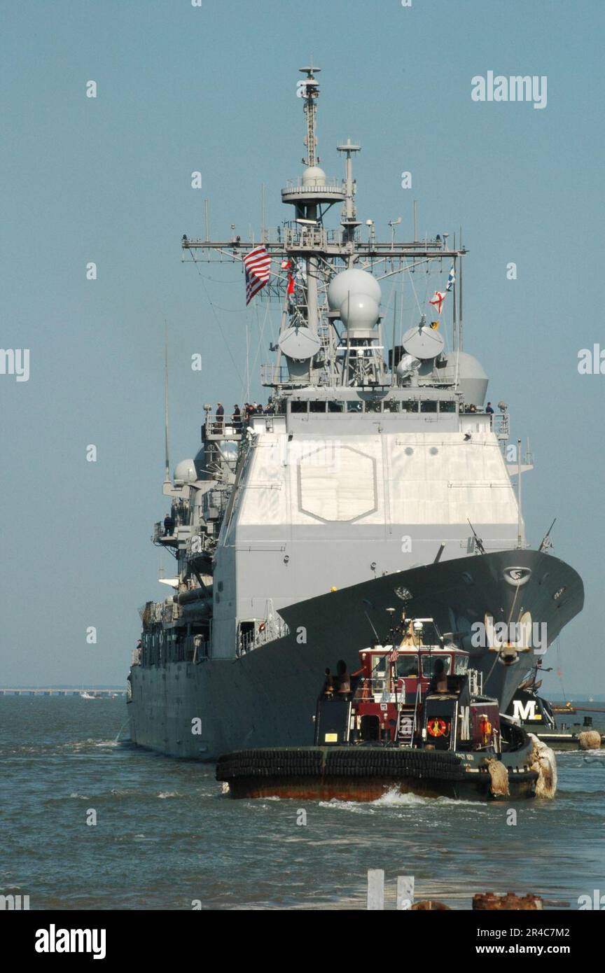 US Navy The guided missile cruiser USS Vella Gulf (CG 72) departs Naval ...