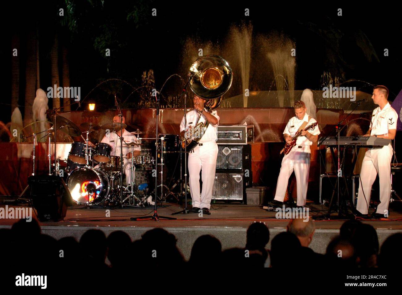 US Navy Musicians from the Norfolk based U.S. Navy Showband, deployed ...