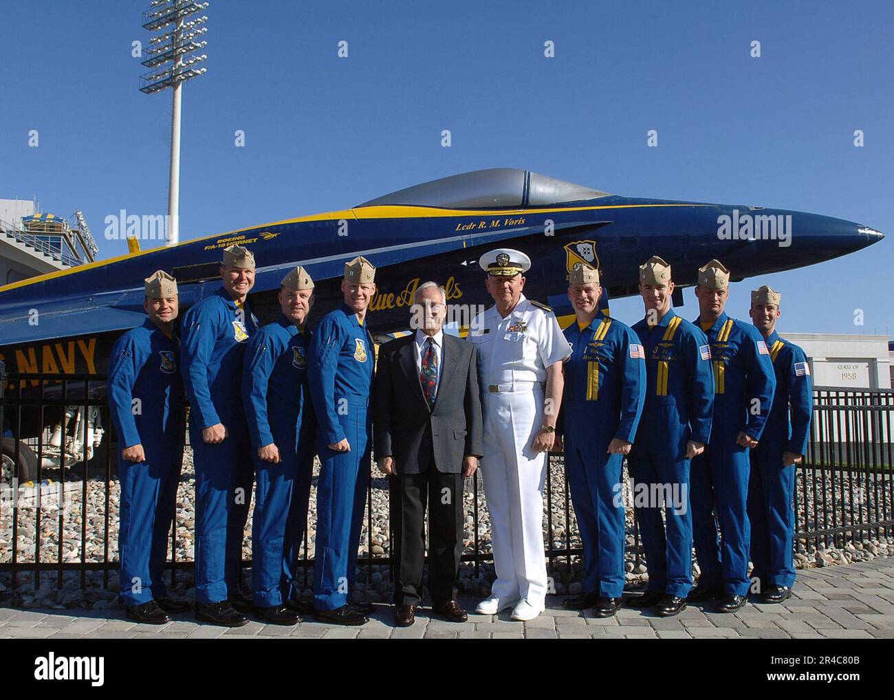 US Navy Members of the U.S. Navy's flight demonstration team, the Blue ...
