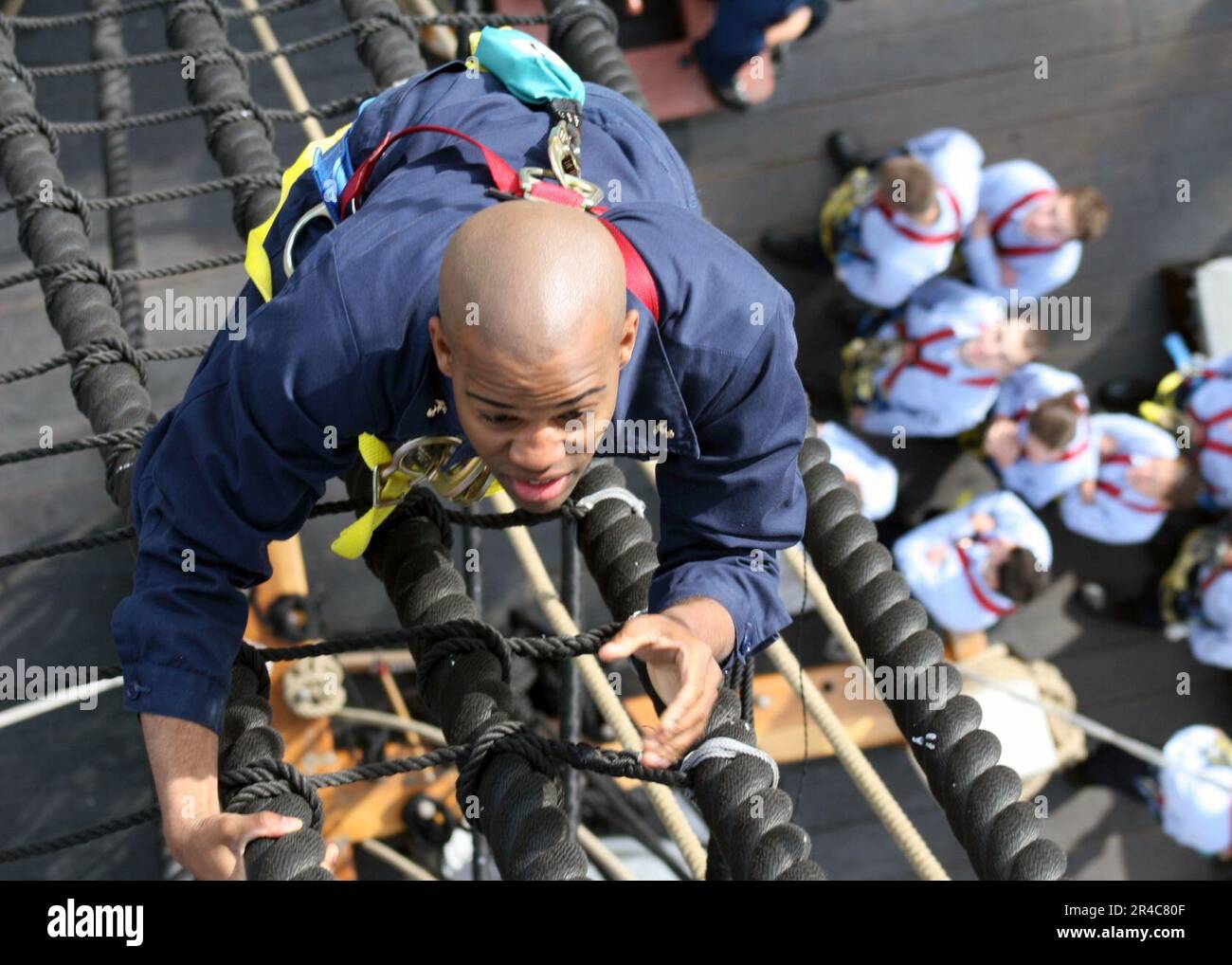 US Navy About 50 Midshipmen from the U.S. Naval Academy visit USS ...