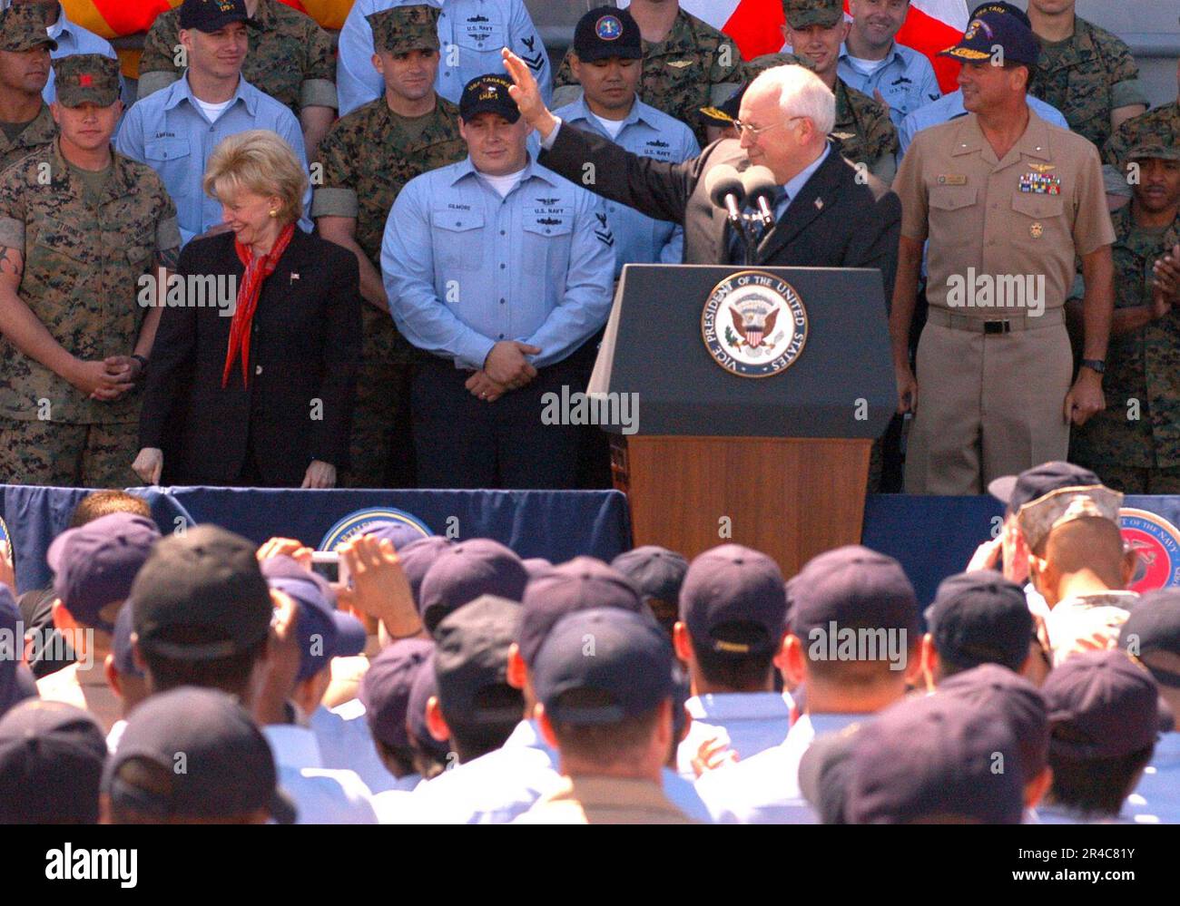 US Navy Vice President Dick Cheney addresses Sailors and Marines ...