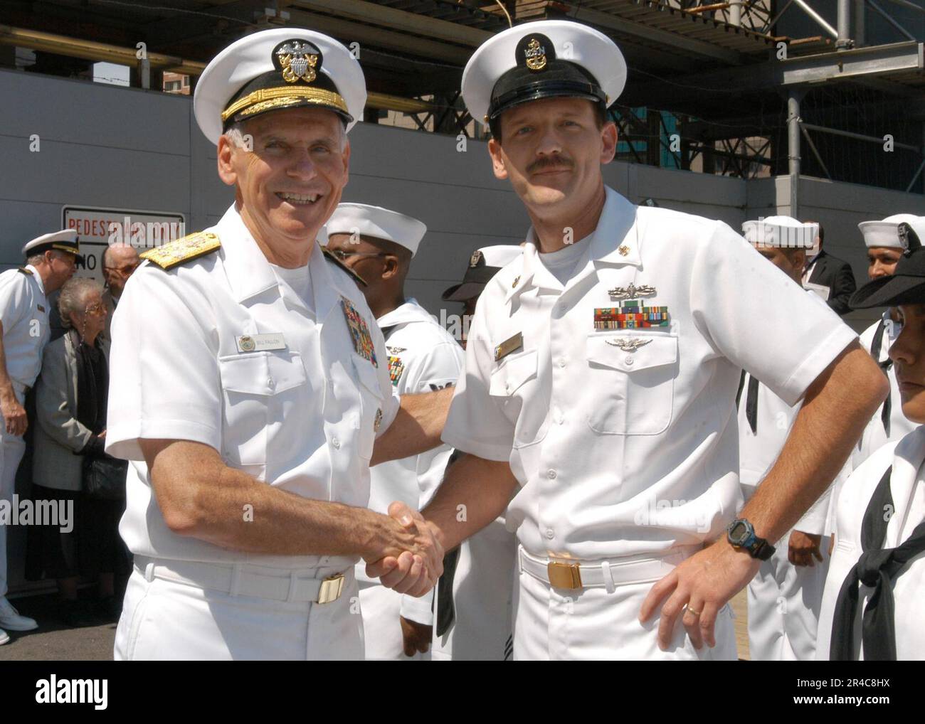 Commander u s pacific command admiral hi-res stock photography and ...