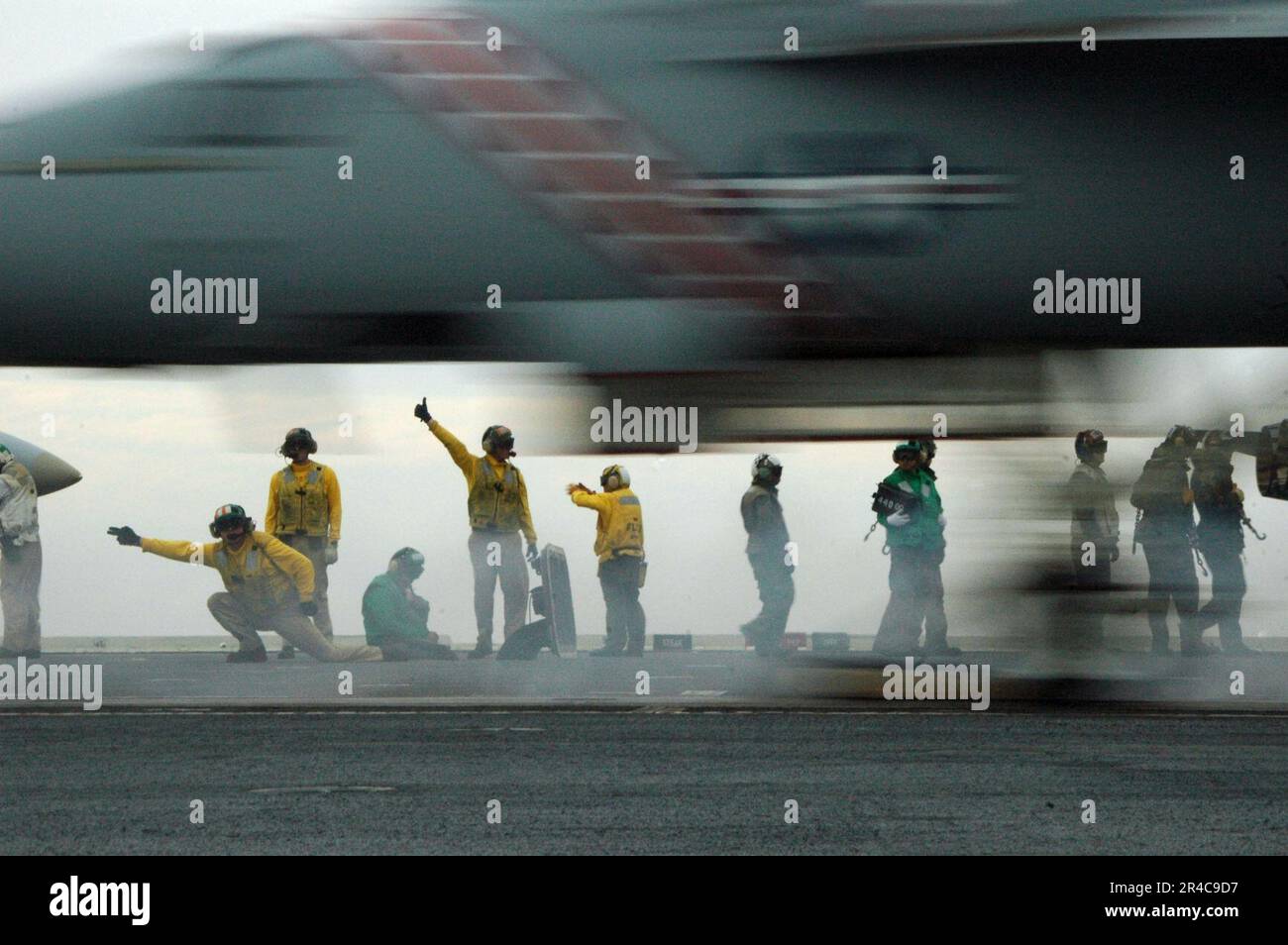 US Navy An F-A-18F Super Hornet assigned to the Diamondbacks, of Strike ...