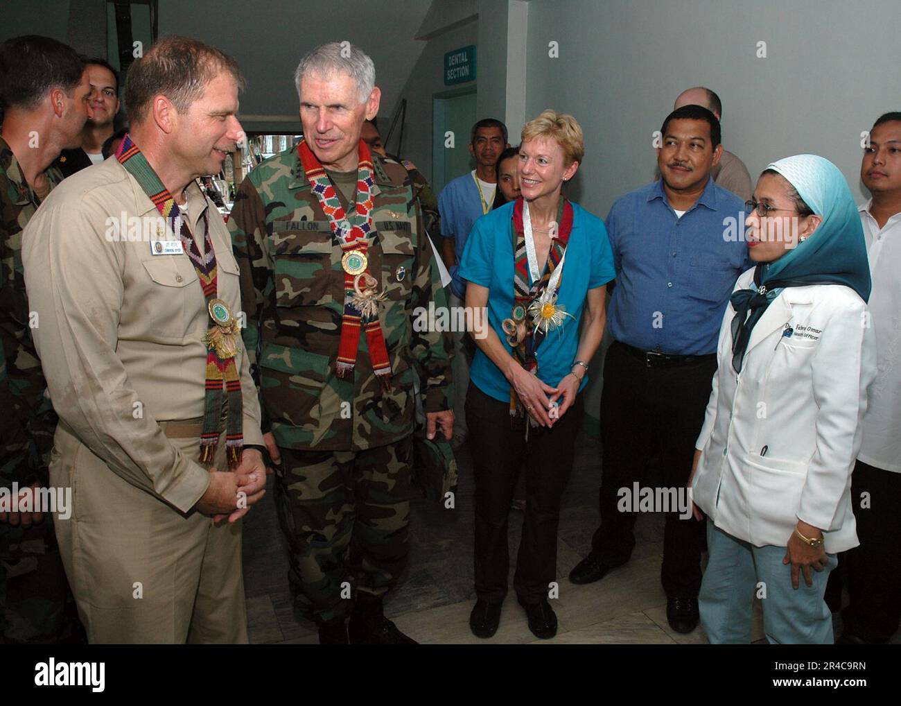 US Navy ommander, U.S. Pacific Command, Adm. William Fallon, talks with ...