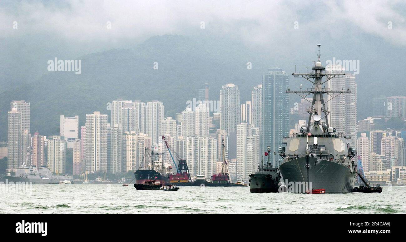 US Navy The guided-missile destroyer USS Decatur (CCG 73) rests at ...
