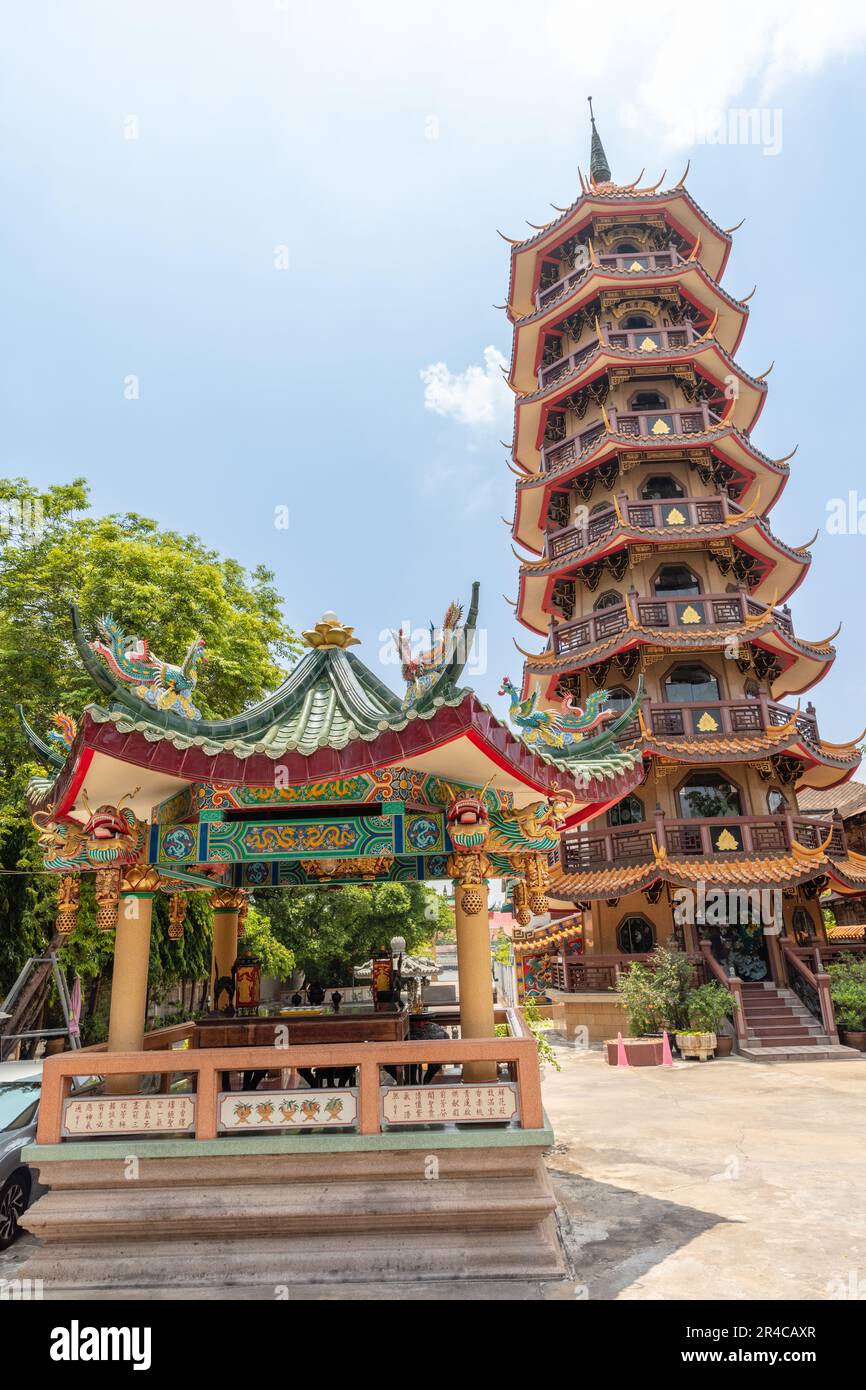 Che Chin Khor Temple and Pagoda, Mahayana Buddhist Temple and charity ...