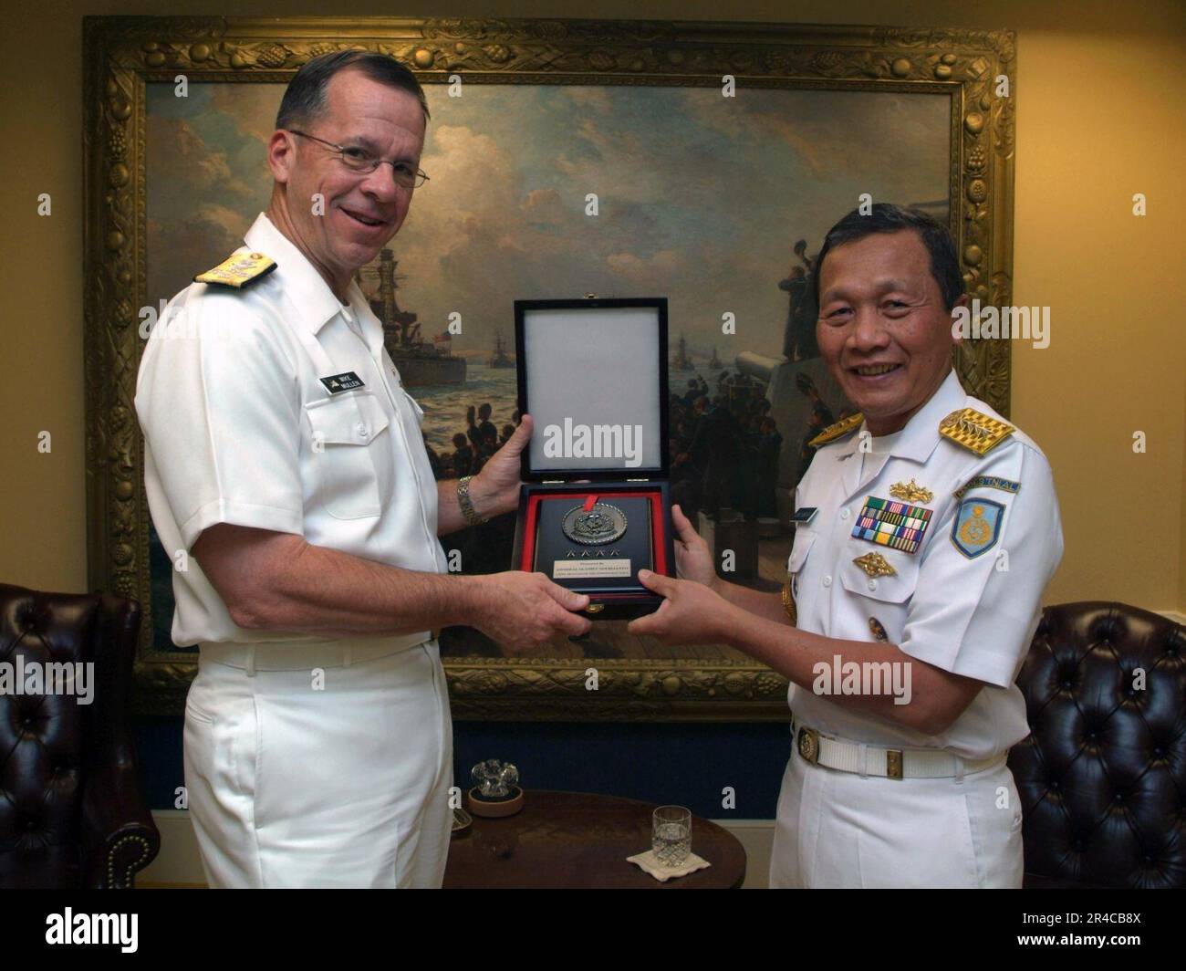 US Navy Chief of Naval Operations (CNO) Adm. Mike Mullen and Chief of ...