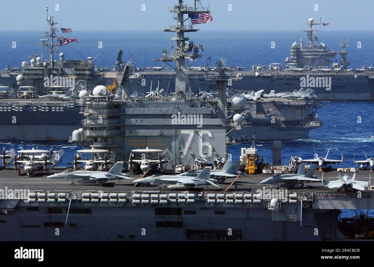 Navy aircraft carriers hi-res stock photography and images - Alamy