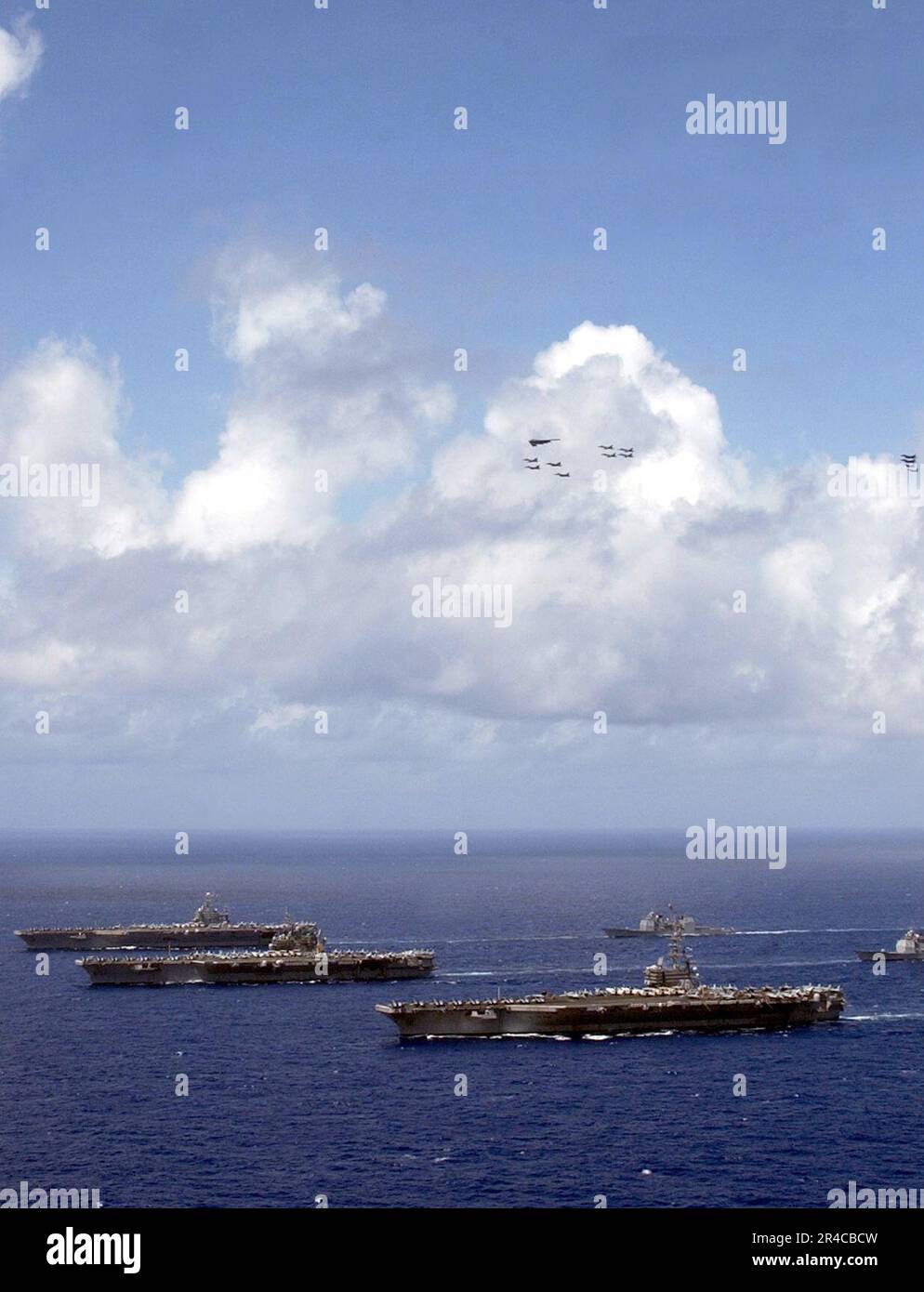 US Navy U.S. Navy aircraft carriers USS Ronald Reagan (CVN 76), USS ...