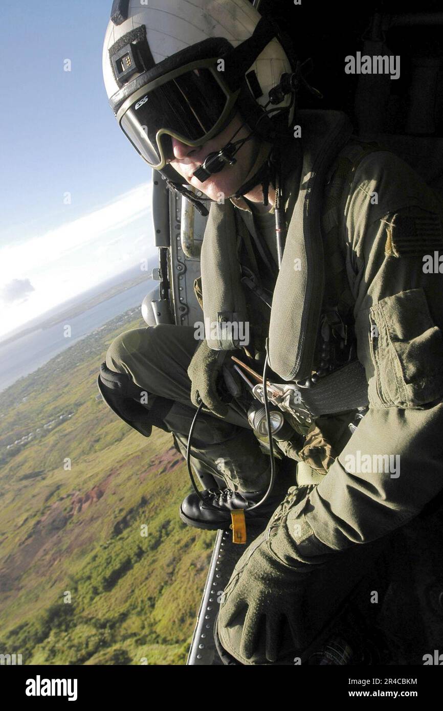 US Navy Aviation Warfare Systems Operator 2nd Class assigned to the ...