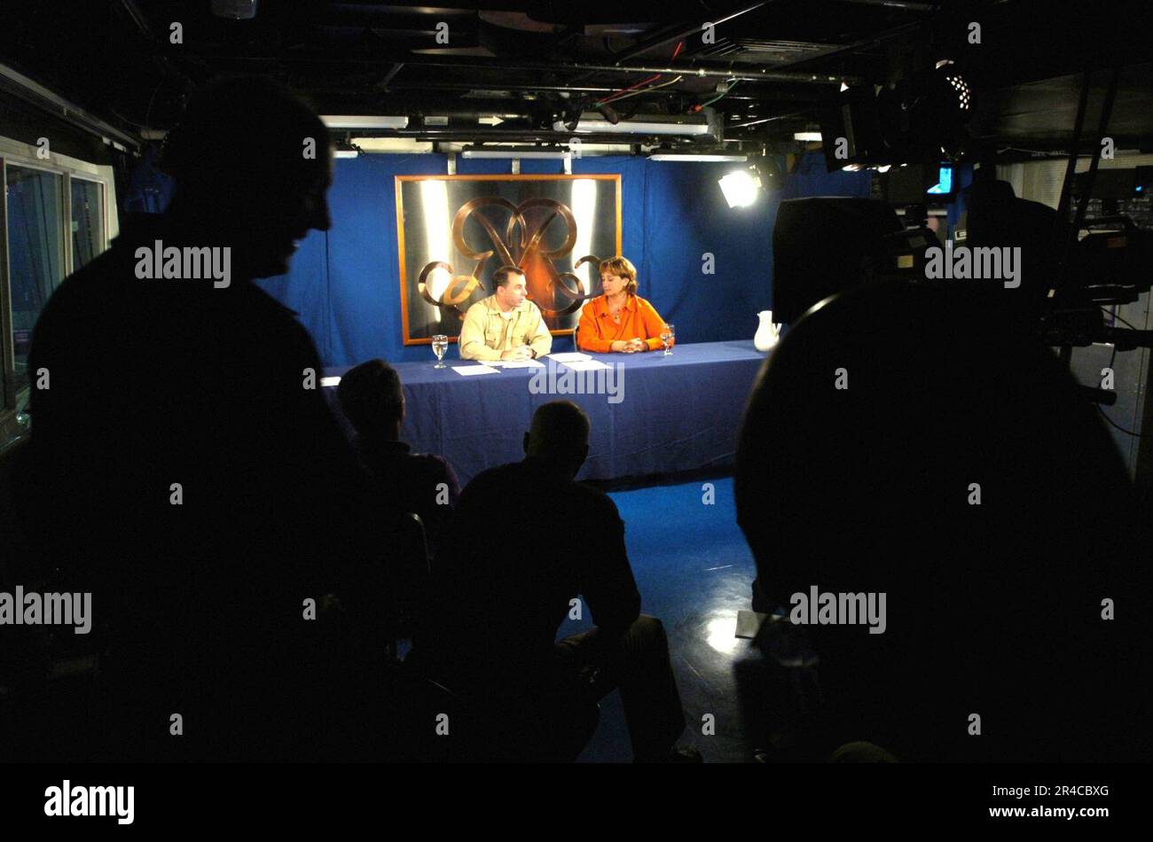 US Navy USS Ronald Reagan (CVN 76) Commanding Officer, Capt. addresses ...