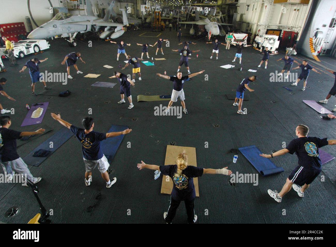 US Navy Conventionally-powered aircraft carrier USS Kitty Hawk (CV 63 ...