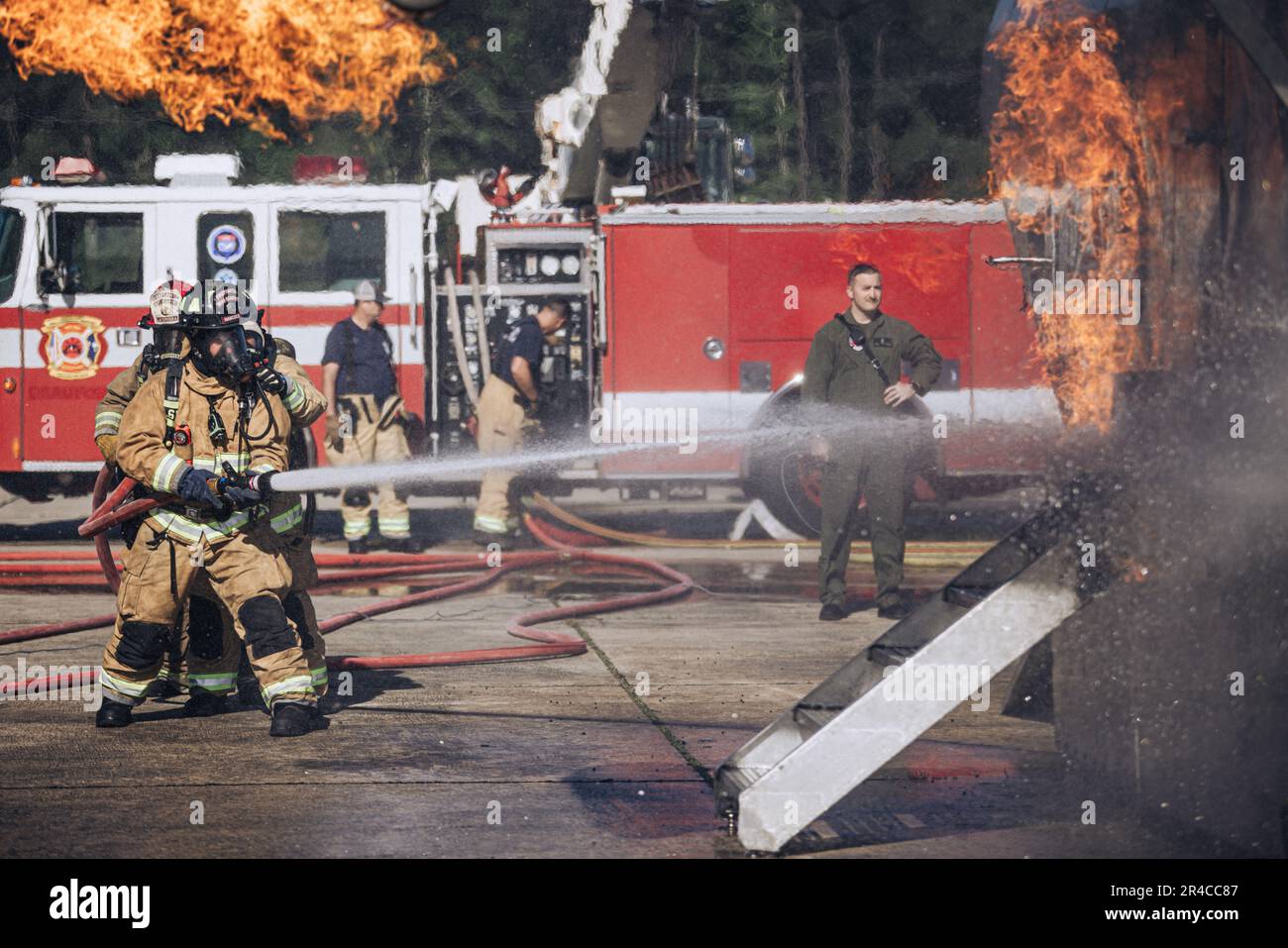 U.S. Marines with Aircraft Rescue and Firefighting (ARFF), Headquarters ...