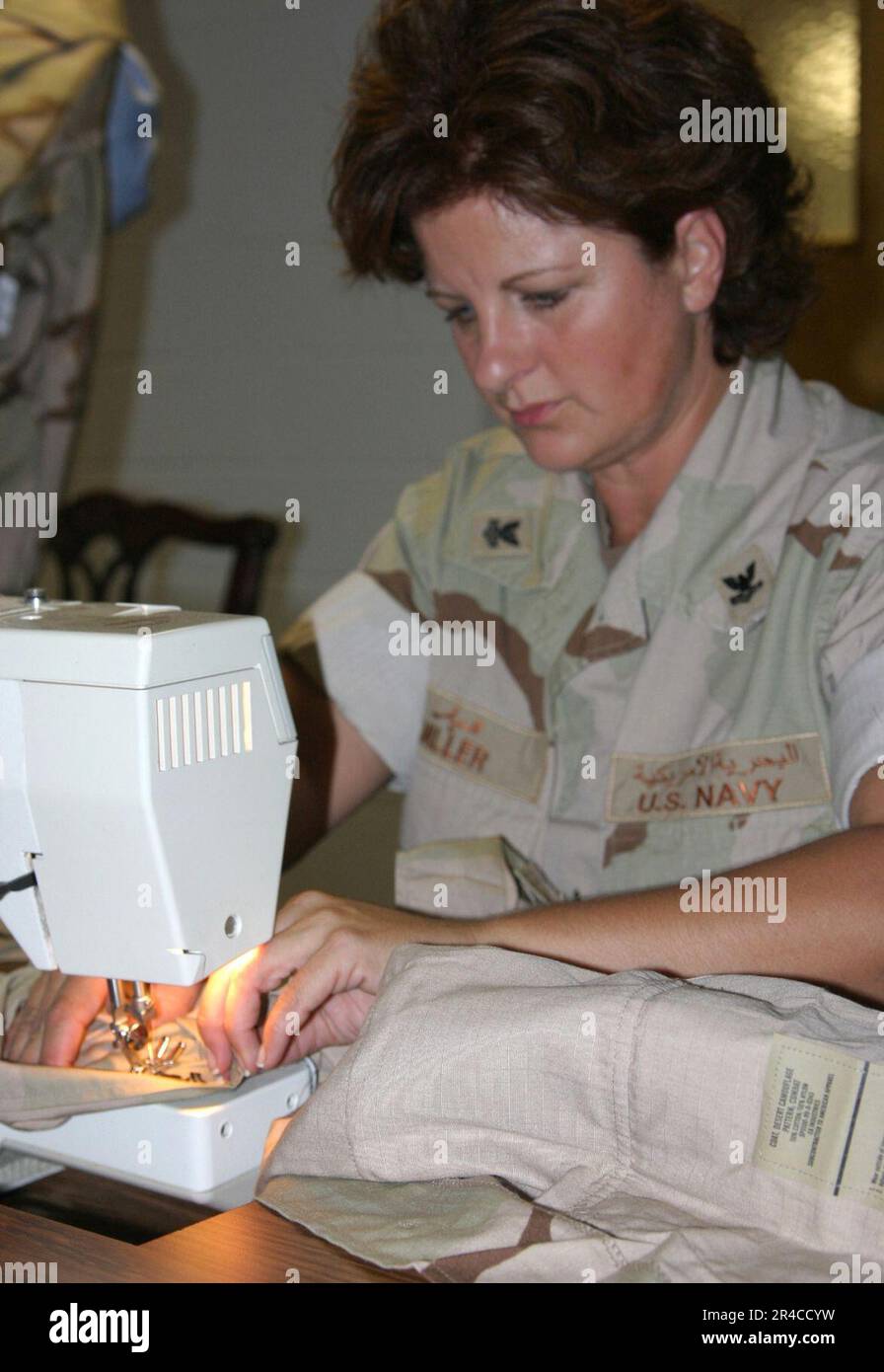 US Navy Boatswain's Mate 2nd Class assigned to Reserve Submarine Forces ...