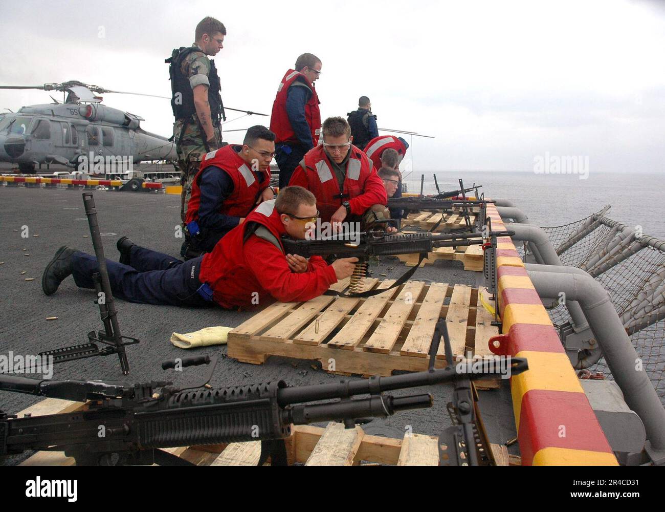 US Navy Self Defense Force members assigned to the amphibious assault ...