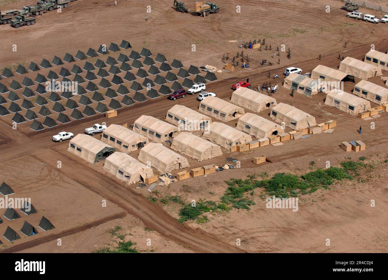 US Navy U.S. Navy Seabees assigned to Naval Mobile Construction ...