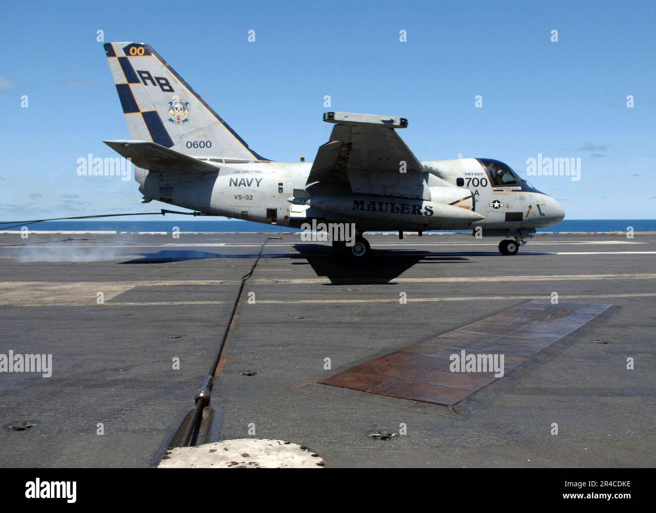 US Navy An S-3B Viking assigned to the Maulers of Sea Control Squadron ...