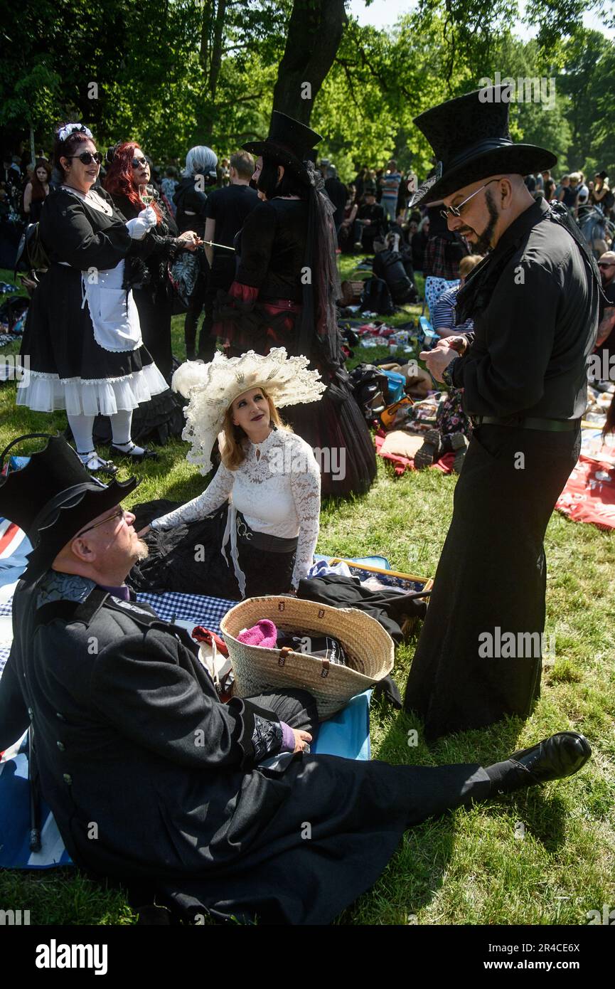 Participants attend the Victorian Picnic at the city park in Leipzig ...