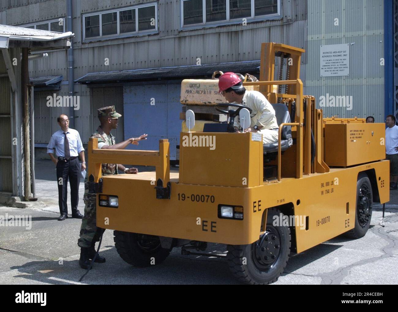 US Navy Construction Mechanic 1st Class from U.S. Fleet and Industrial ...