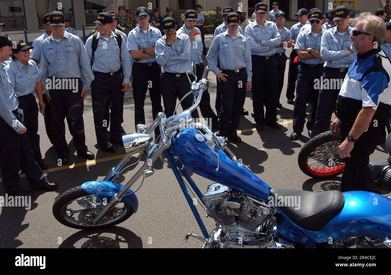 US Navy Mr. Dave Stall from Driven2Dare (D2D) racing talks with Sailors ...