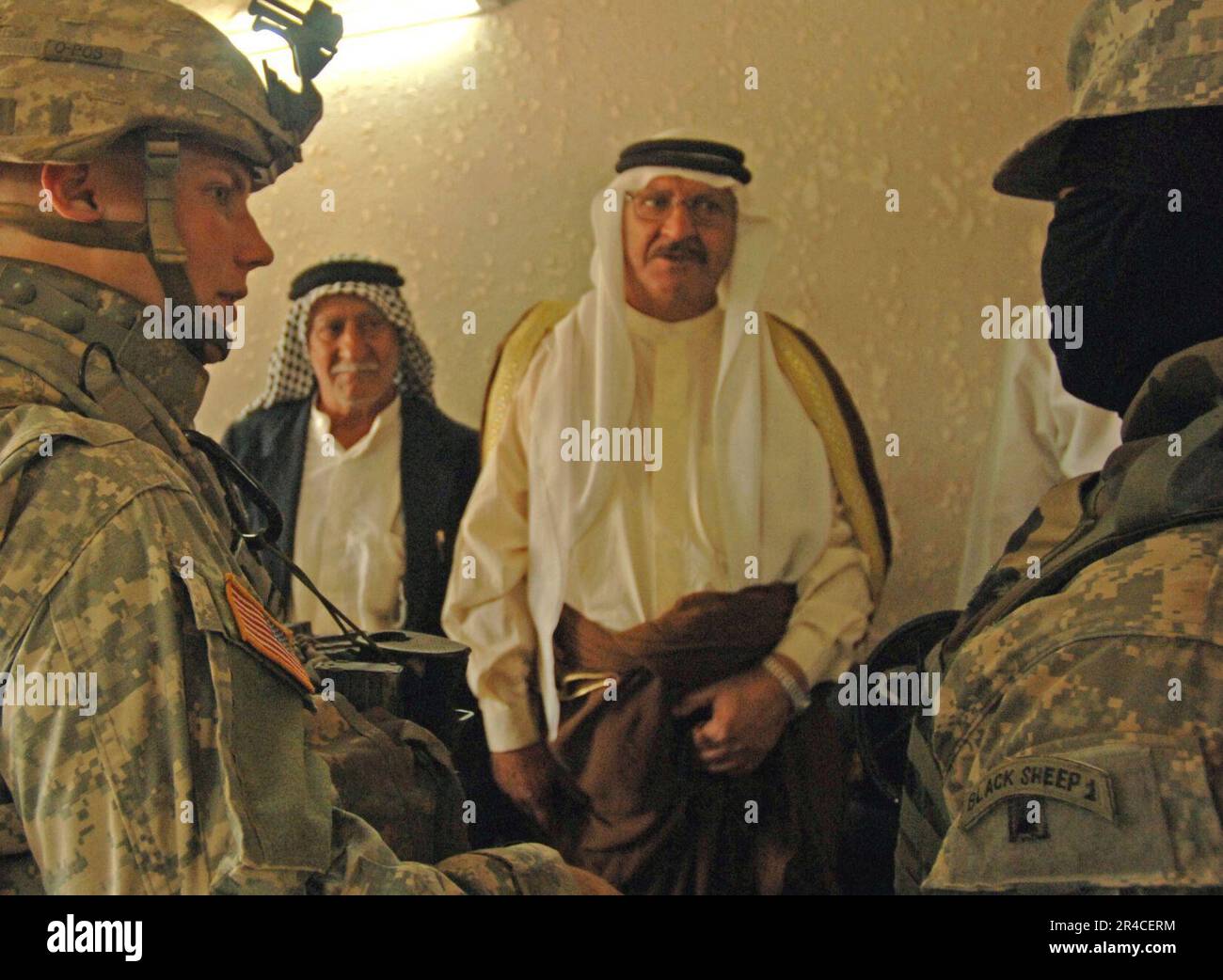 US Navy U.S. Army Lt. right, with Charlie Company, 1st Battalion, 68th ...