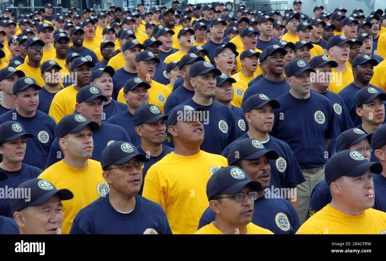US Navy Chiefs and chief selectees from the San Diego area stand in ...